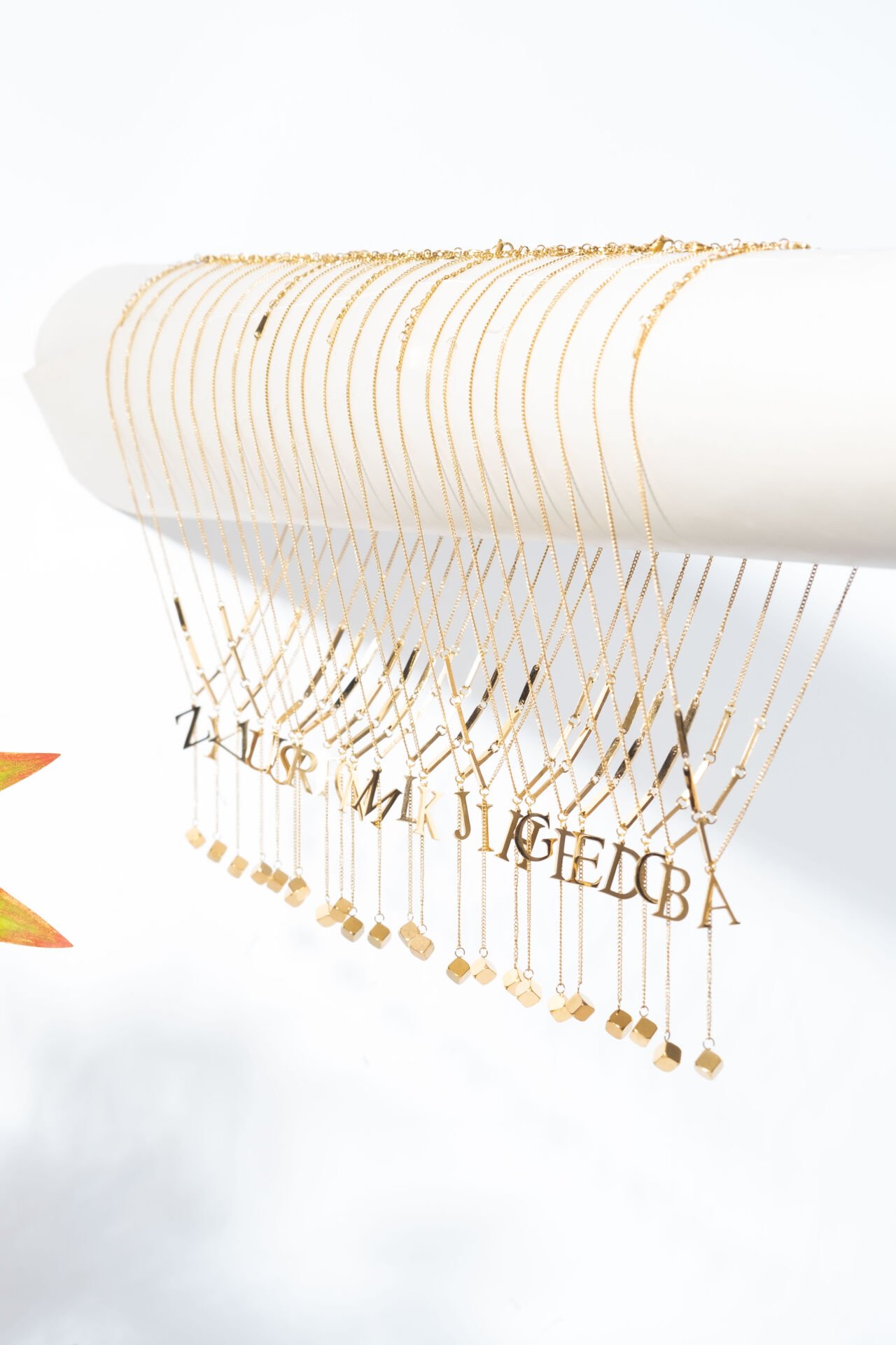 Gold Harf Charm Uçlu Kolye (Harf Seçenekli)